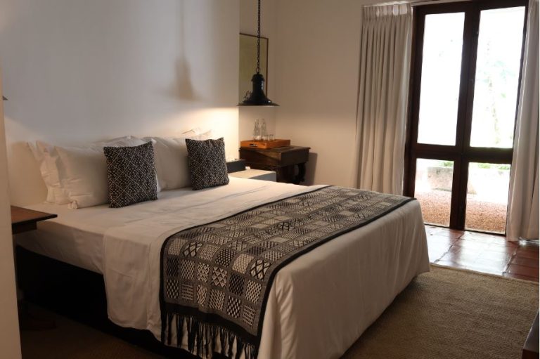 GEOFFREY BAWA TRUST - LMD